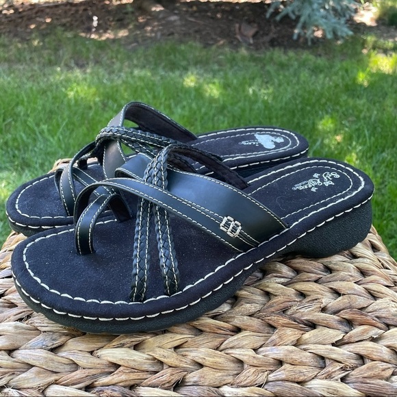 Self Esteem | Shoes | New Y2k Style Black Multi Strap Slip On Toe Ring ...